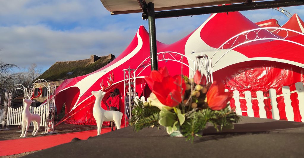 La location de chapiteau de cirque pour votre évènement d’entreprise